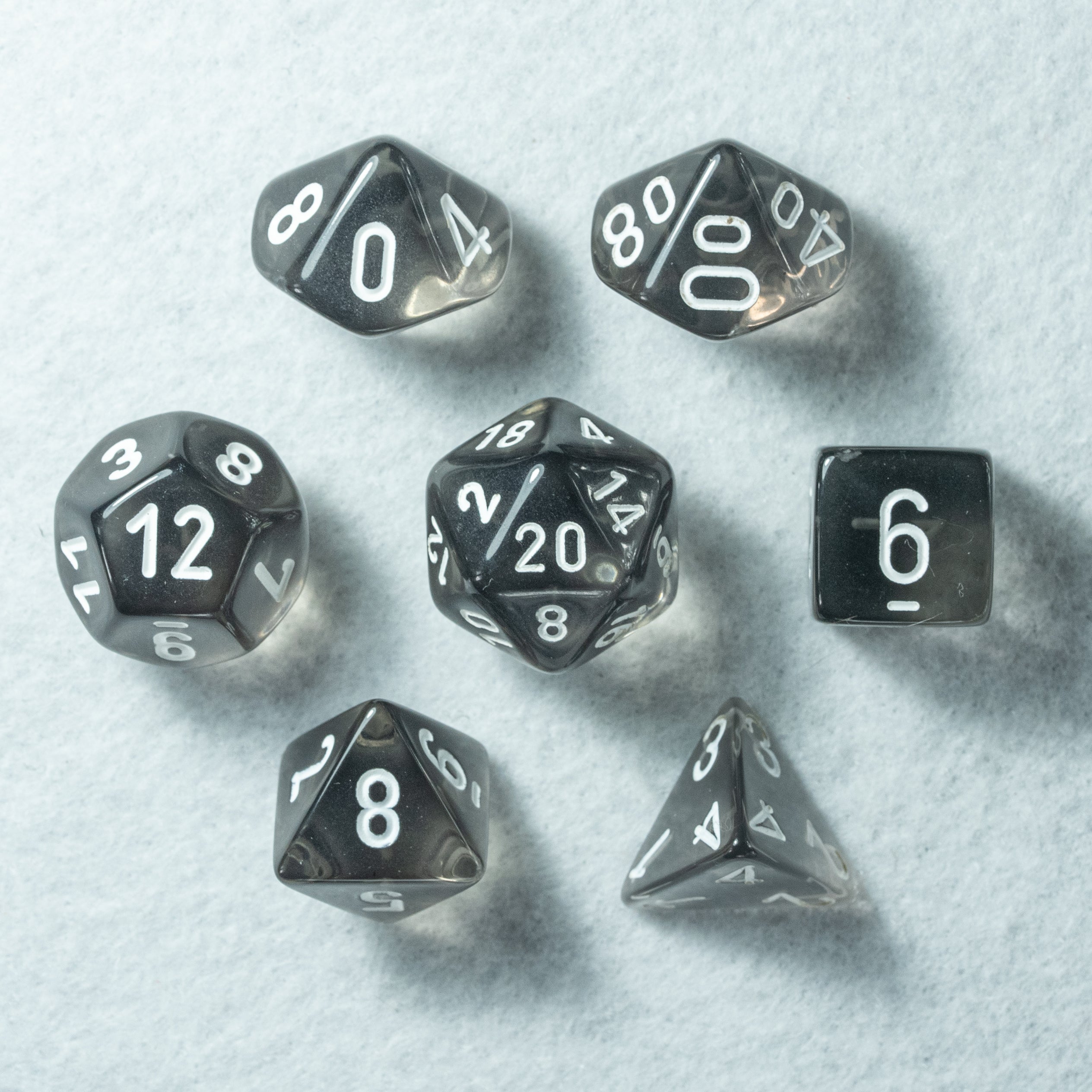 Translucent Fumée / Blanc | Set de dés JDR